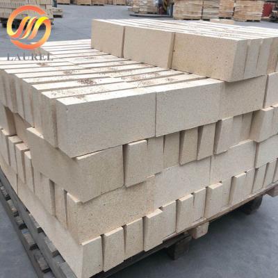 Cina alta temperatura trattamento termico di alumina silice mattoni a prova di fuoco mattoni a prova di fuoco per lavagna rivestimento forno di tunnel in ceramica in vendita