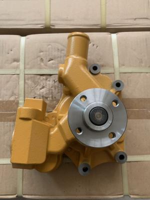 Cina 4D95 6204-61-1101 Pompa d'acqua per Komatsu 4D95 3D95 Motore escavatore PC50UU-1 PC40-5 PC40-6 in vendita