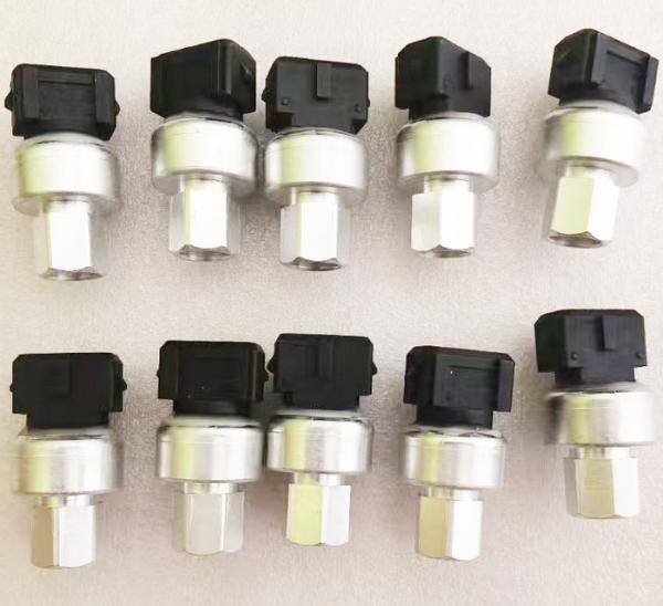 Quality Pressure Sensor 15103658 for L150F L350F Loader for sale