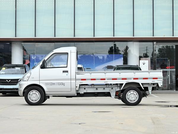 Quality 2023 Wuling GLORY Rongguang Small Mini Truck EV Basic Electrical Commercial for sale