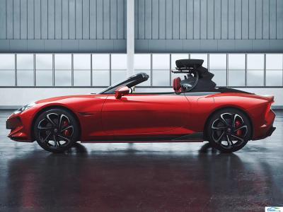 China 2024 MG Cyberster Convertible Sports Car Electric Ride-On EV Car with Front 6 Rear 6 Radar for sale