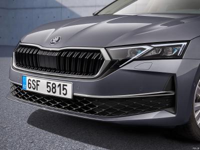 China 2024 Skoda Octavia Pro TSI280 1.5L Petrol Sedan Car with ESC and Normal Cruise Control for sale