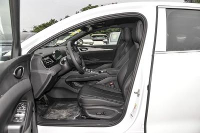 中国 グリーンエネルギーPHEVセダンByd 06Dm-I-2024 5席の容量と120kmの走行距離を持つモデル 販売のため