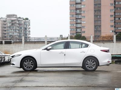 Cina 2023 Mazda 3 Axela 1.5L SUV a benzina automatica berlina TPMS e fari a LED inclusi in vendita