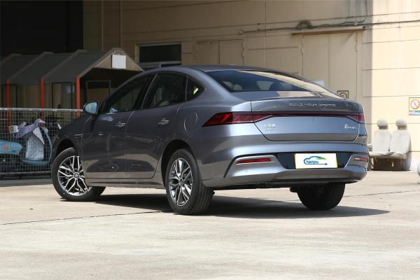 Quality Spacious 5-Seater Compact Sedan BYD Qin Plus Dm-2024 Dm-I Honor Version 120Km for sale