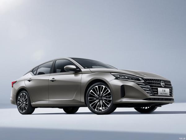 Quality Multi-link Rear Suspension Equipped Dongfeng Nissan Teana Sedan Gasoline for sale