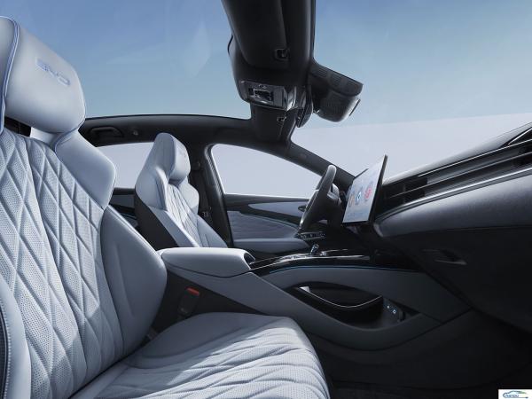 Quality Sedan Medium Vehicles Fuel Hybrid Glory Version Dm-I 121Km Distinguished Type for sale