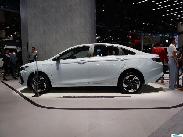 Quality Compact Sedan Hybrid Dihao L Car For Geely and Long-Lasting Passenger Belts for sale