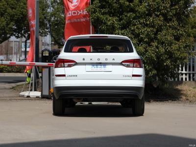 Cina 2024 Skoda KAMIQ Piccolo SUV 5 porte 5 posti Veicolo a benzina Prodotto nel 2014 per Volkswagen in vendita