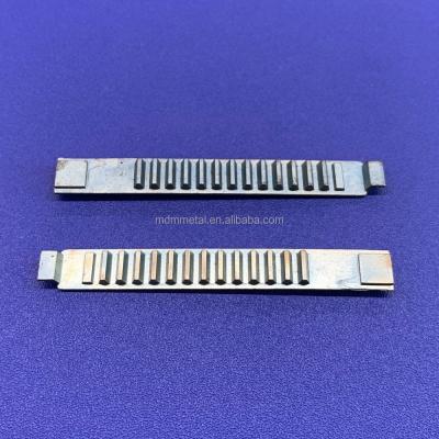 Cina MIM CNC Stainless Steel Gear Rack Custom per il settore automobilistico in vendita