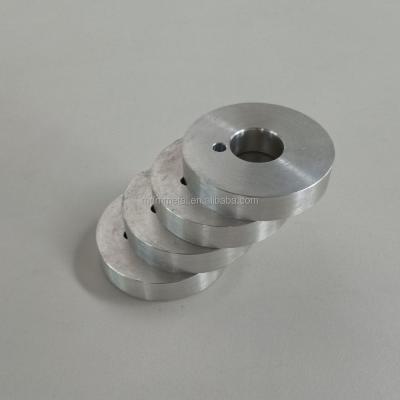 Cina Turning di parti metalliche CNC su misura ad alta precisione con anodizzazione e colori personalizzati in vendita