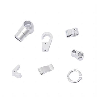 China Präzisionspulver-Bidirectional Metallspritzgießteile Karbidgürtel Buckle zu verkaufen