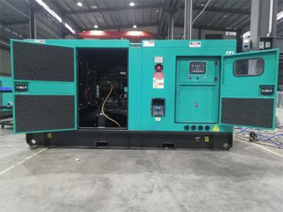 China 400KVA 440KVA Cummins geradores a diesel reduzem o ruído à venda
