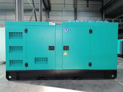 China 400KVA 440KVA Cummins geradores a diesel reduzem o ruído à venda