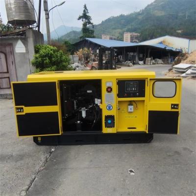 Cina Generatore diesel raffreddato ad acqua a 4 cilindri Generatore diesel silenzioso di riserva per riserva di potenza da 110 kVA in vendita