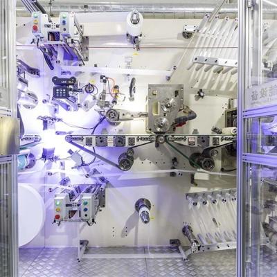 China Nieuw Ontwerp Servetten Productielijn Perfecte Matching Automatische Stapelaar Aanpasbaar Te koop