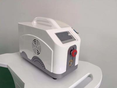 China Portable Q Switch Nd Yag Laser Tattoo Removal Beauty Equipment with Cart for sale