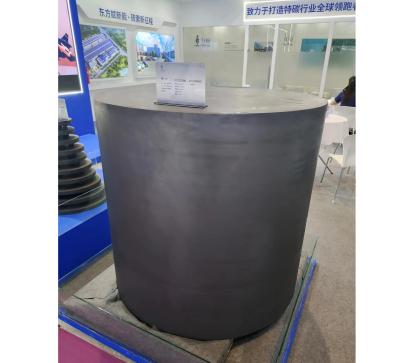 China Bloco de grafite isostático liso para aquecedor e crisol 100 Mpa resistência à compressão à venda
