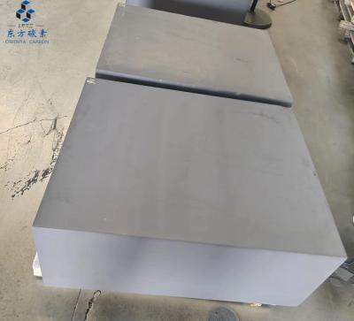 China 12 μm graangrootte isostatisch grafietblok voor waterstofbrandstofcel bipolaire plaat Te koop