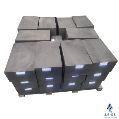 中国 高密度鋳造 グラフィットブロック 同位グラフィット 135 Mpa 圧縮強度 販売のため