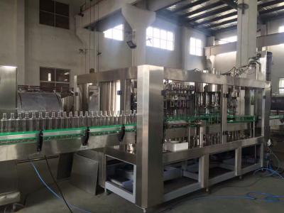 中国 Labelongの炭酸水の充填機、Ss 304の炭酸水・の充填機 販売のため