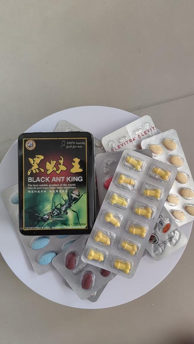Ginseng Kianpi Pil capsule close-up