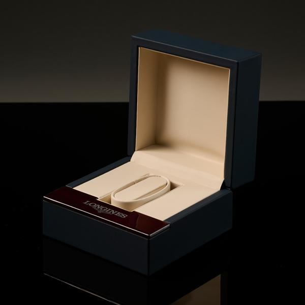 Quality Luxury Leather Watch And Jewelry Box Custom Gift Box With Magnetic Closure for sale