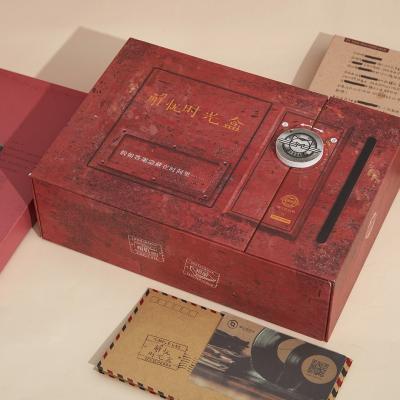 China Custom Handmade Composite Packaging Vintage Style Box With Button Complex Structural for sale