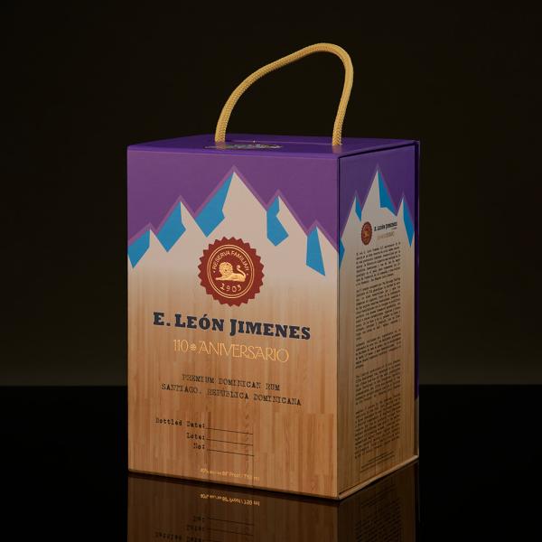 Quality Recyclable Wine Packaging Box Magnetic Flip Leather Cardboard Gift Box Packaging for sale