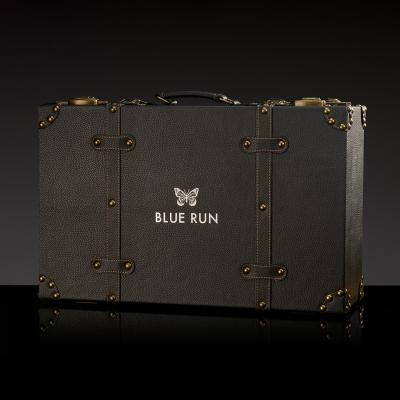 China Leather Whiskey Suitcase Packaging Three Bottles Wine Luggage Travel Case With Handle for sale