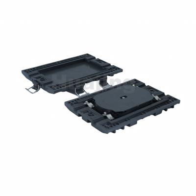 China 4 Ports Horizontal Fiber Optic Closure With Silicone Rubber Sealing And Multiple Elastic Locks For Secure Optical Cable Connections for sale