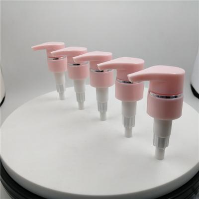 Cina Multi uso giù la pompa di plastica della bottiglia della serratura 24/410mm con argento in vendita