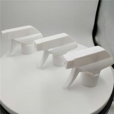 Cina Pompa bianca dello spruzzatore di innesco di dosaggio 1.3cc di colore 28mm per sapone liquido in vendita
