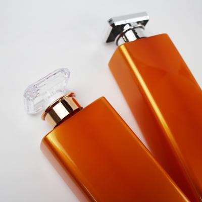 China De Fles van de het HUISDIERENshampoo van het lekbewijs 500ml voor Kosmetische Verpakking Te koop
