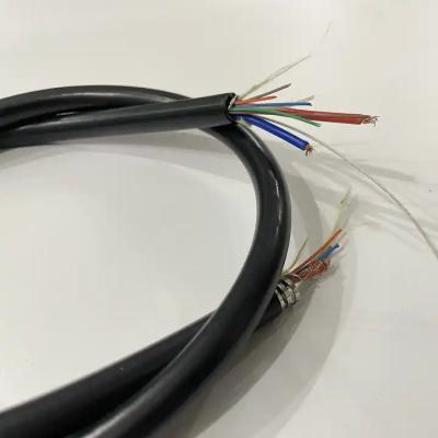 Cina FTTH Cablo in fibra ottica personalizzato SM G657A2 1.5mm x 2 TPU Cavo a goccia in fibra ottica nera in vendita