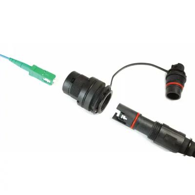Cina FTTA Cordone di patch in fibra ottica esterna 4x6mm Corning Connector 1m SC APC Patch Cable in vendita