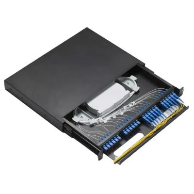 Cina FTTH ODF Fiber Optic Patch Panel 24/12 Core Sc/LC/FC/St Connector Fix / Pulling Type in vendita