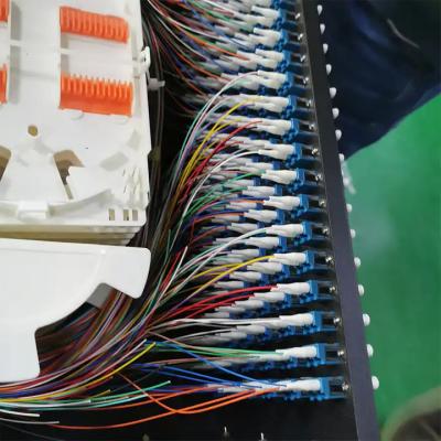 Cina 6U 96 144 288 Core Port Rack Mount ODF Splice Tray con LC SC FC ST Adapter / Fiber Pigtail in vendita