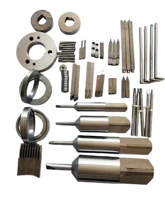 China Automatic Multi-Function CNC Spring Machine with 12 Axes Servo Motors and 100m/min Speed for Low-carbon Steel 2-6mm for sale