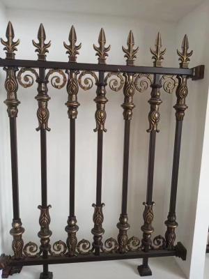 Cina Recinto di alluminio ornamentale superiore Powder Coated Welded della lancia decorativa di sicurezza in vendita