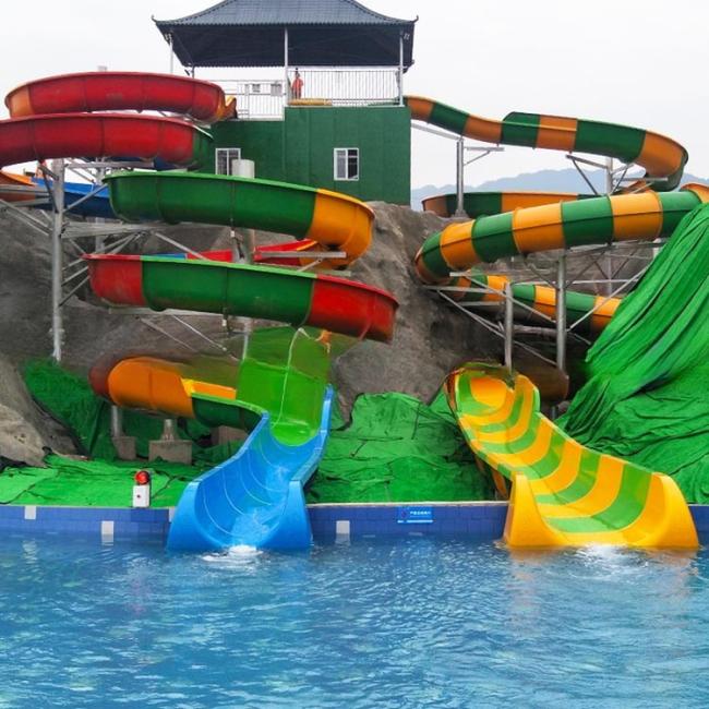 Large Skin Raft Spiral Water Tube Slide for Aqua Park