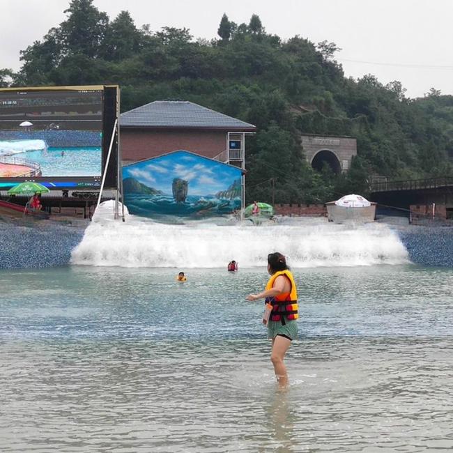 Wave Machine Pool for Adult Play