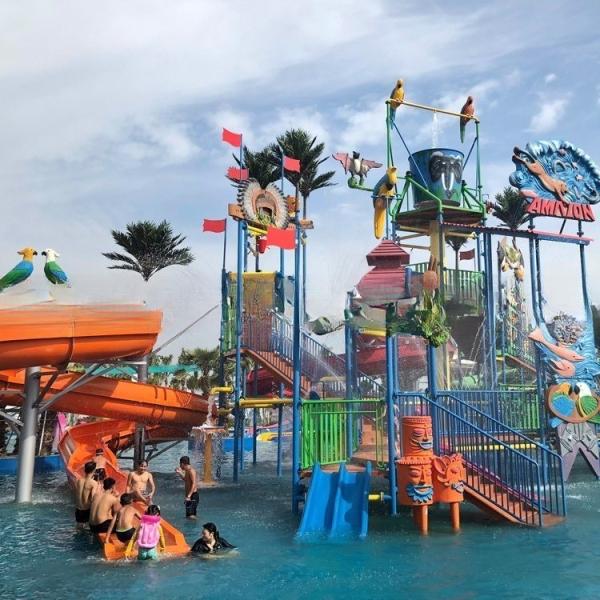 Quality Multicolored Splash Water Playground Aqua Park Equipment 45KW With Kids Slide for sale