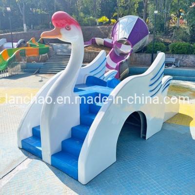 Cina Piscine resistenti al decolorazione Scivolo d'acqua Parco acquatico per bambini Scivolo in vendita
