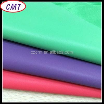 Cina 600dx600d tessuto poliestere oxford rivestito e impermeabile per zaino in vendita