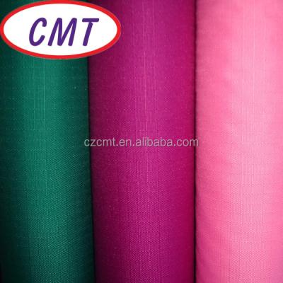 Cina 600dx600d tessuto poliestere oxford rivestito e impermeabile per zaino in vendita