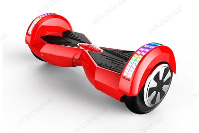 Cina Auto a 6.5 pollici che equilibra il bordo elettrico del motorino dei bambini elettrici di Hoverboard N4S 350w in vendita