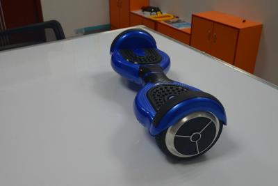Cina Bluetooth semplice ma sano 2 elettrici spinge il motorino Tiro a 6.5 pollici in vendita