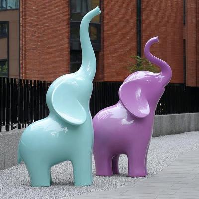 China Life Size Calf Elephant Garden Sculpture For Landscape Decoration for sale