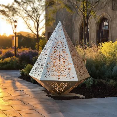 China Modern Art Laser Cut Electroplated Public Scupture For Outdoor Decor for sale